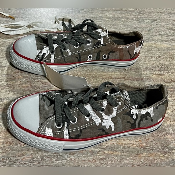 Converse | Shoes | Nwt Converse All Star Camo Sneakers Low Rise With 2 ...